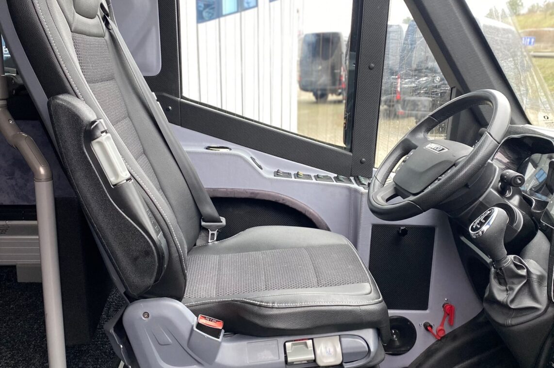 Iveco Cuby C70 Tourist Line HD 35+1+1 - Auto-CUBY